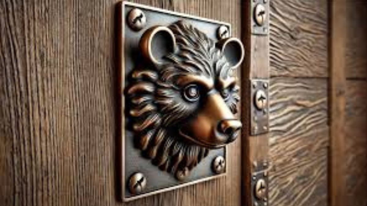 Bear Head Metal Zippies Door –The Ideal Blend of Security and Style!